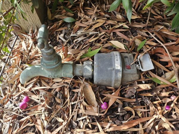 How to Read Your Water Meter to Spot a Leak - Toscano Plumbing